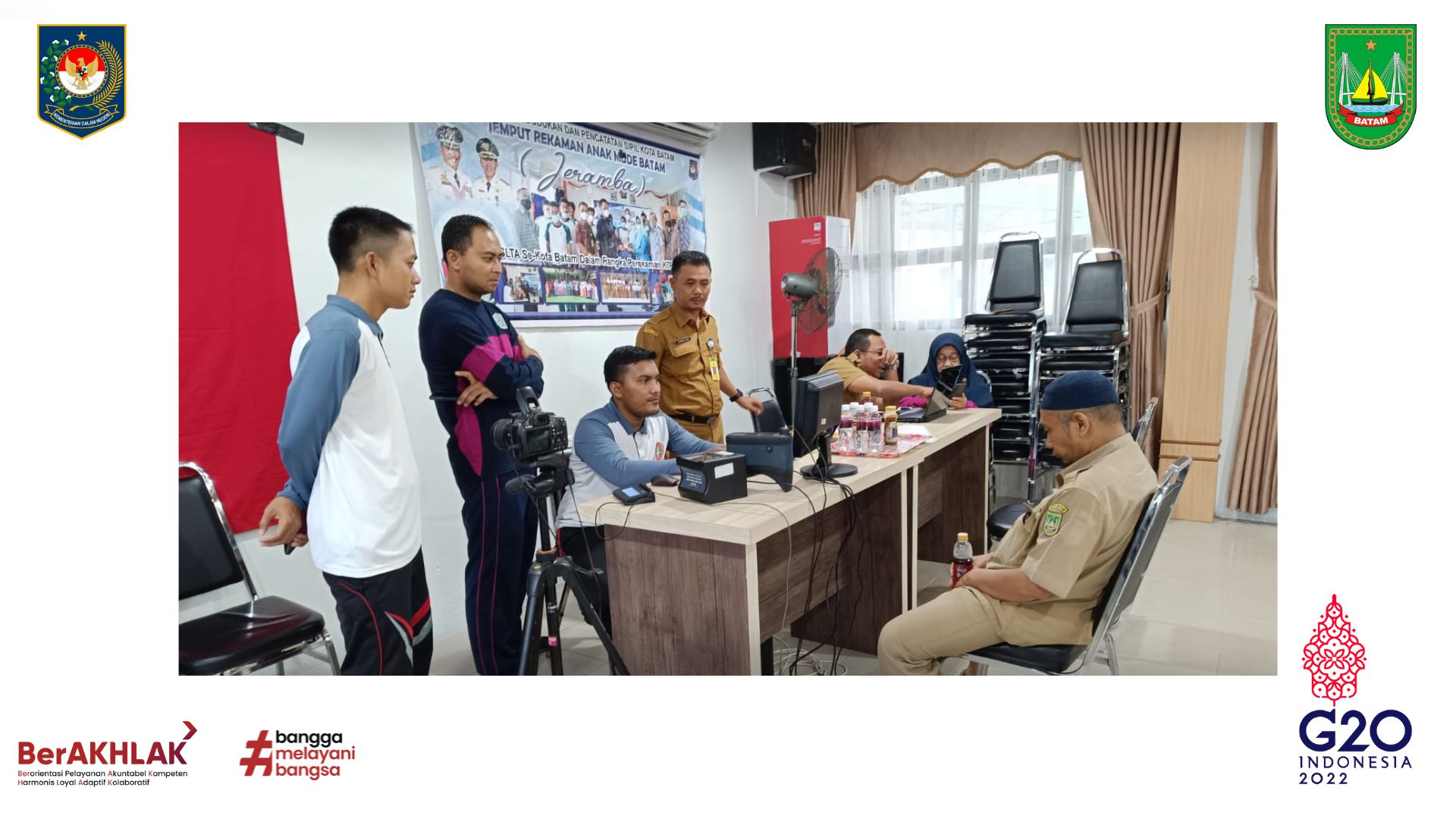 Pelaksanaan Program JERAMBA dan Pendaftaran Aplikasi IKD di MAN Batam ...